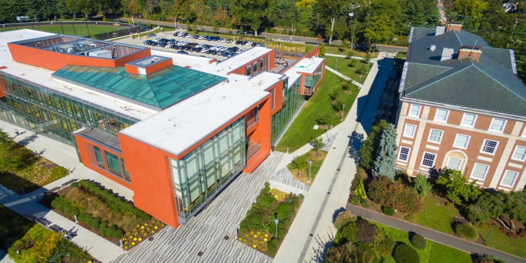 Online Degree Programs | Adelphi University